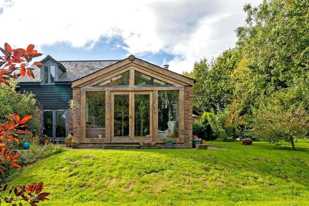 Nursteed Meadows, Devizes 3 bed end of terrace house - £535,000