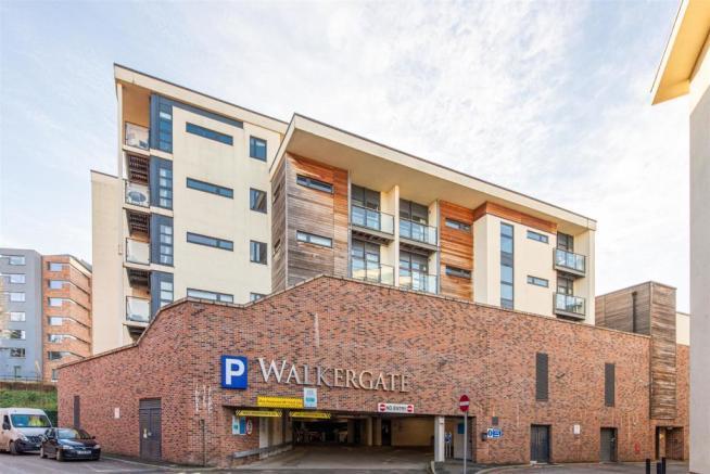 Freemans Quay, Durham 2 bed apartment - £1,820 pcm (£420 pw)