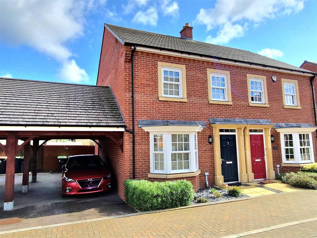 Alwin Court, Great Denham 3 bed semi-detached house for sale - £340,000