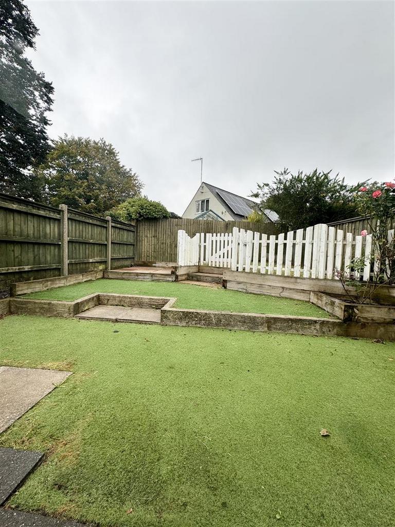 Trematon Drive, Ivybridge 2 bed house - £1,000 pcm (£231 pw)