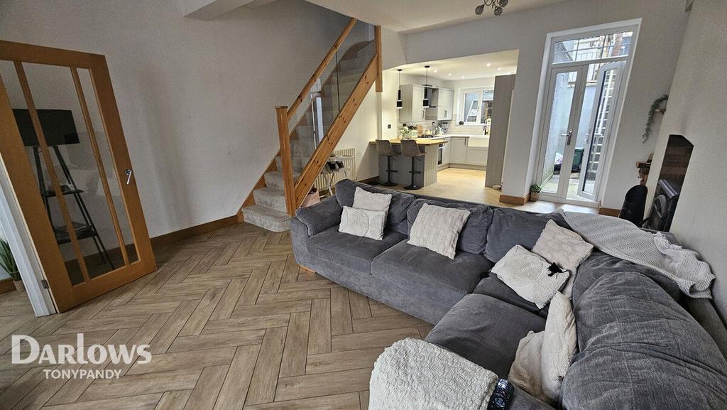 Brynhyfryd Terrace, Ferndale CF43 2 bed terraced house - £150,000