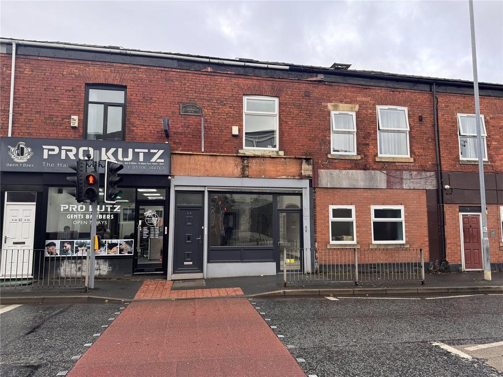 Tweedale Street, Greater Manchester OL11 Shop - £950 pcm (£219 pw)