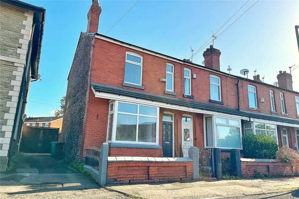 Moston Lane East, New Moston... 2 bed end of terrace house for sale - £ ...