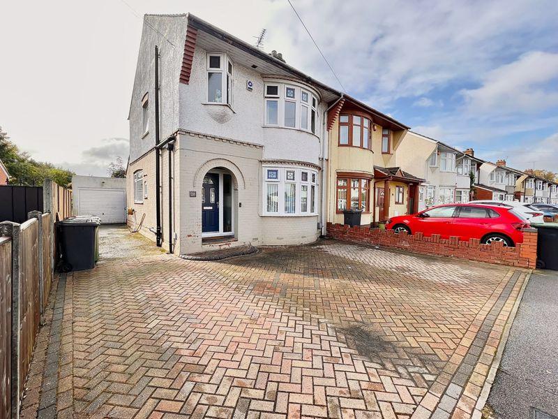 Austin Road, Luton 3 bed semi-detached house for sale - £400,000