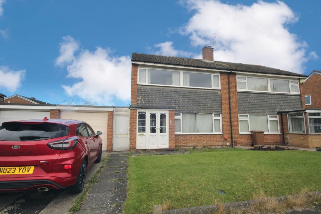 Levisham Close, Middlesbrough TS5 3 bed semi-detached house - £155,000