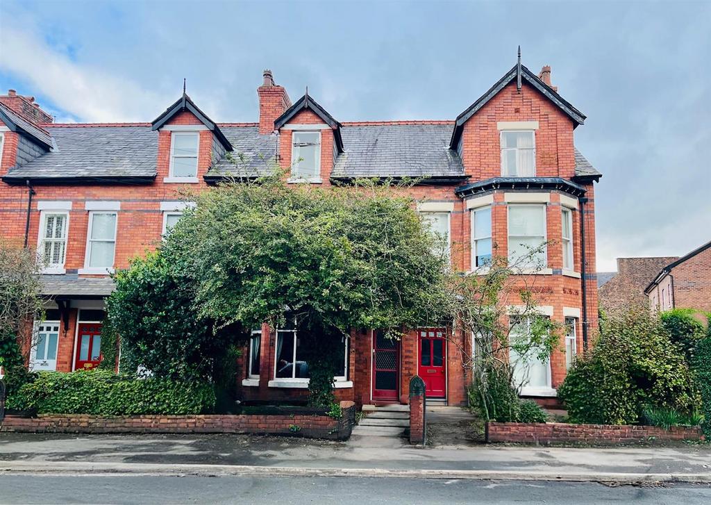Hawthorn Road, Hale, Altrincham 4 bed terraced house - £525,000