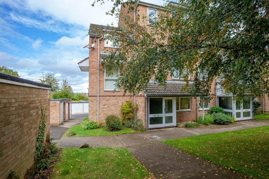 Beauchamp Place Oxford OX4 3NE 1 bed flat - £225,000