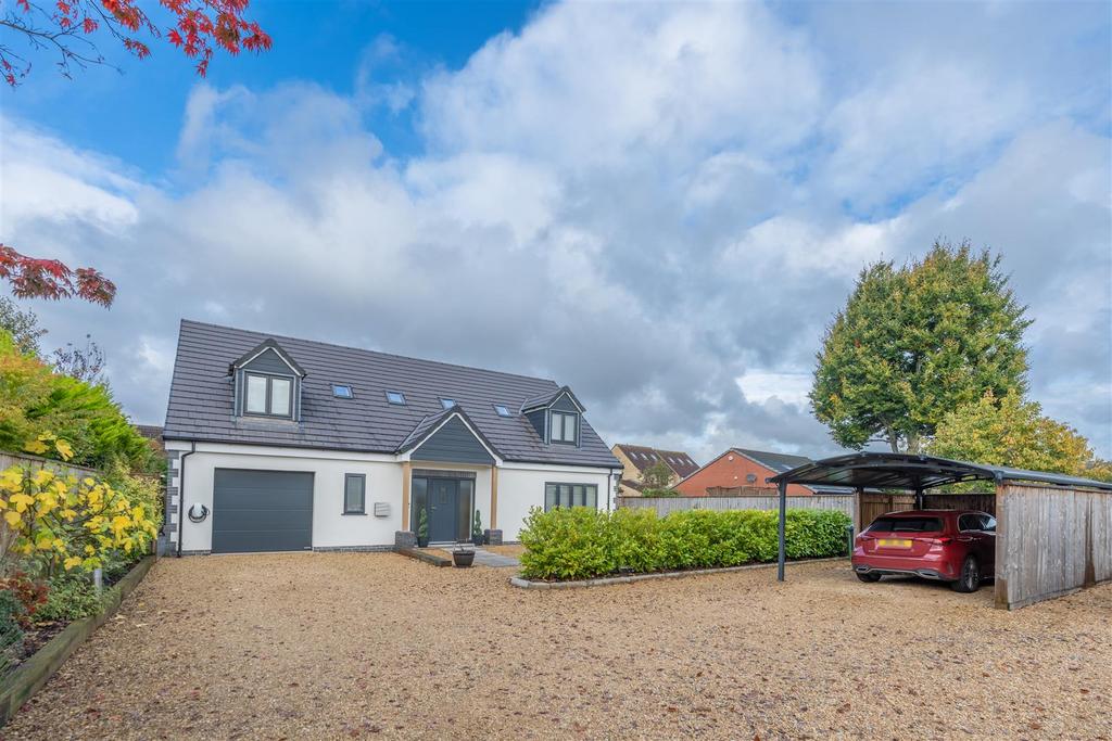 Badminton Road, Winterbourne, Bristol 4 bed detached house - £800,000