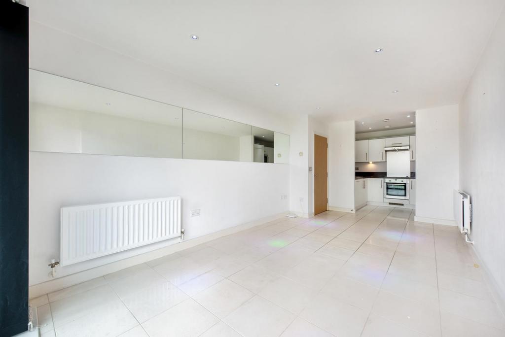 HOTSPUR STREET, SE11 2 bed flat - £2,249 pcm (£519 pw)