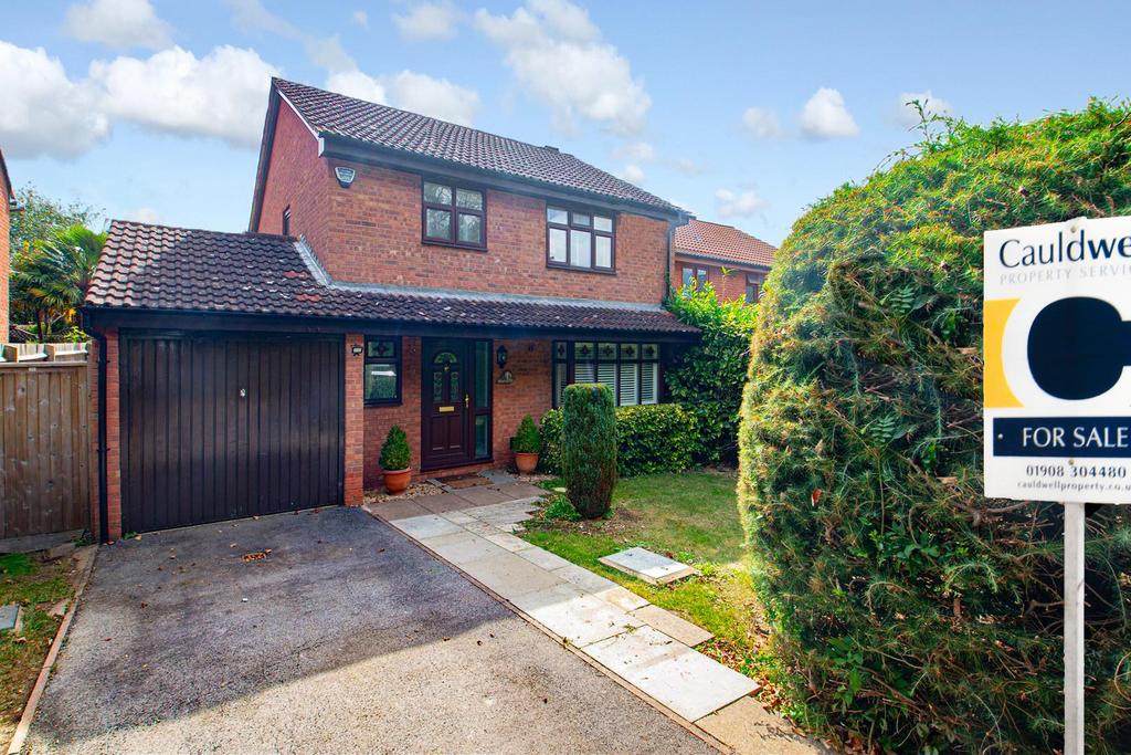 Ibstone Avenue, Bradwell Common... 3 bed detached house - £399,995