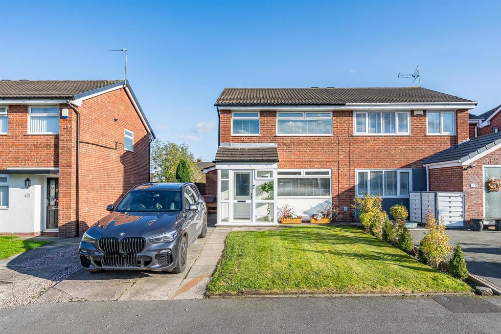 Croston Avenue, Prescot, Merseyside 3 bed semi-detached house - £230,000