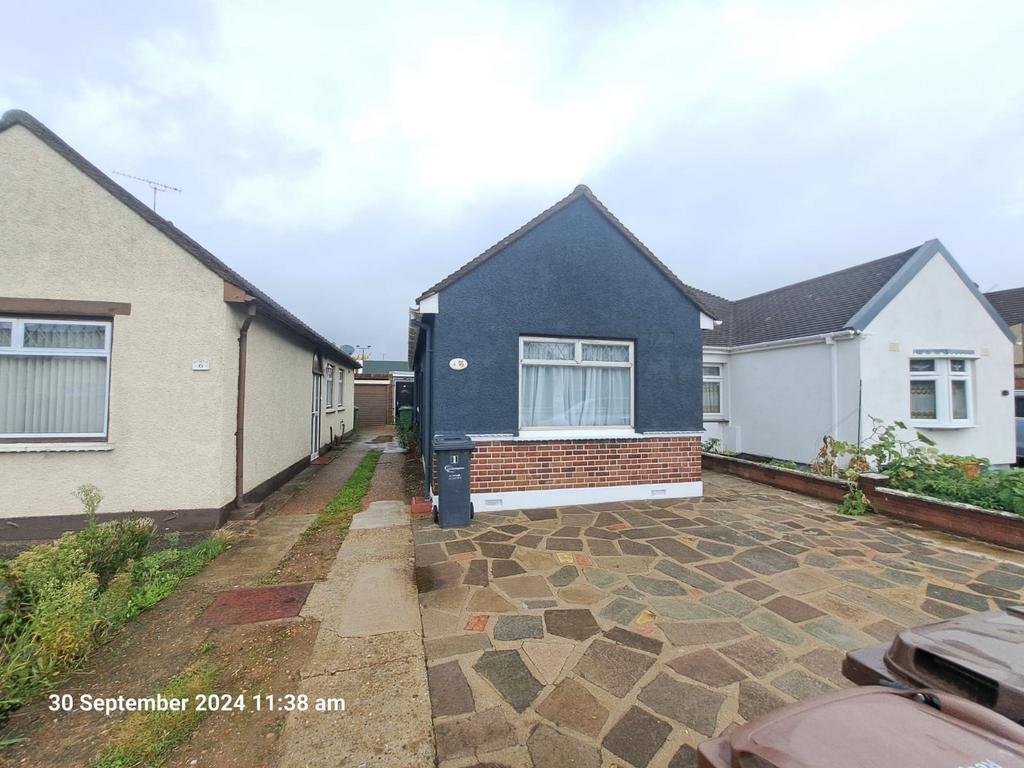 dagenham, RM8 2 bed bungalow - £2,050 pcm (£473 pw)