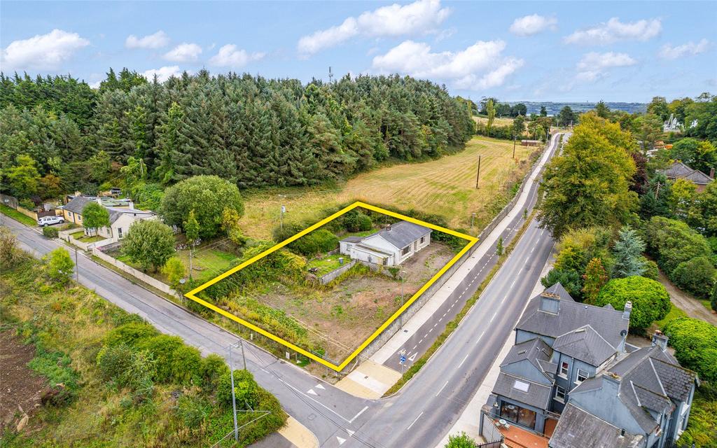Dunkettle, Glanmire, Cork City 3 bed detached bungalow - £229,435* (€ ...