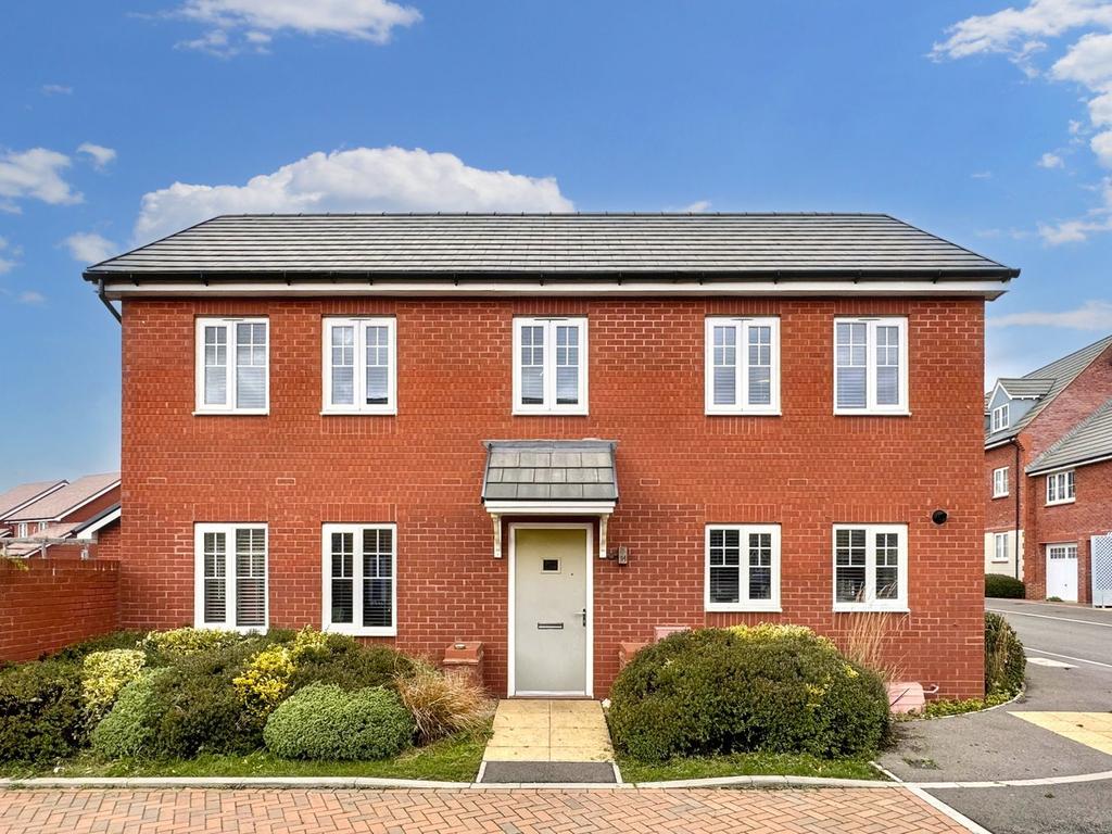 Blackthorn Row, Faringdon, SN7 4 bed detached house - £400,000