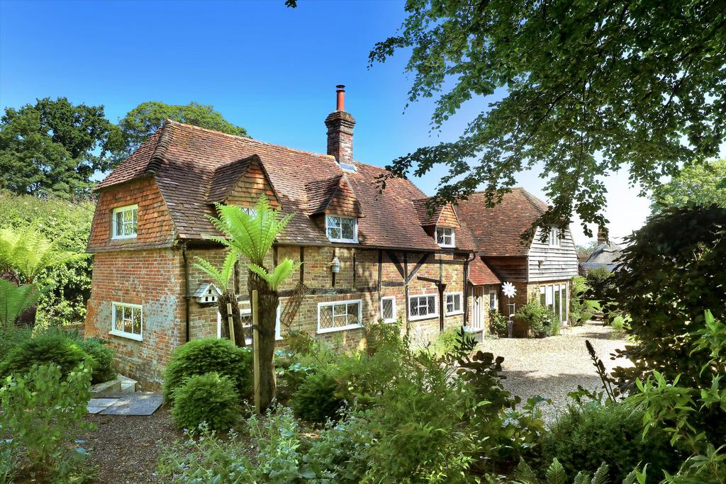 Wingate Lane, Long Sutton, Hook... 3 bed detached house - £1,100,000