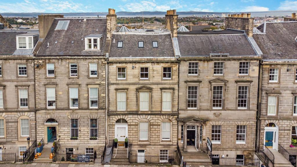 York Place, Edinburgh, Midlothian 4 bed terraced house - £665,000
