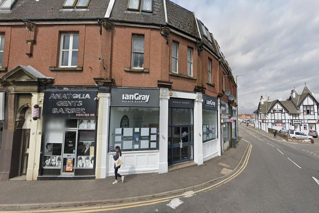 Main Street, Larbert FK5 1 bed flat - £6,000