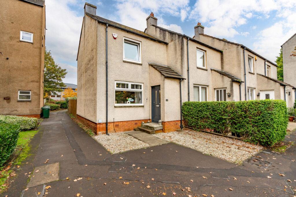 331 South Gyle Road, Edinburgh EH12 9EE 2 bed end of terrace house for ...