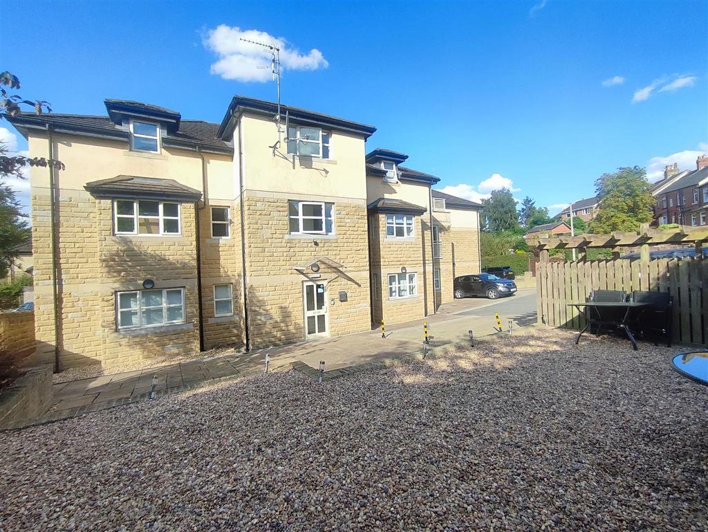 The Grange, Beever Lane, Gawber 2 bed flat - £120,000
