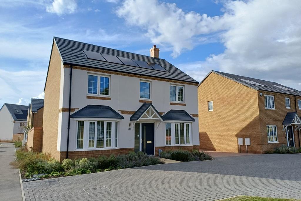 Colney Manor | New Development by Taylor Wimpey | OnTheMarket