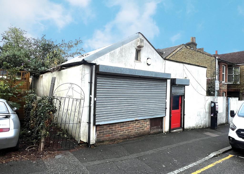 Building on Harrison's Rise, Croydon Property - £40,000