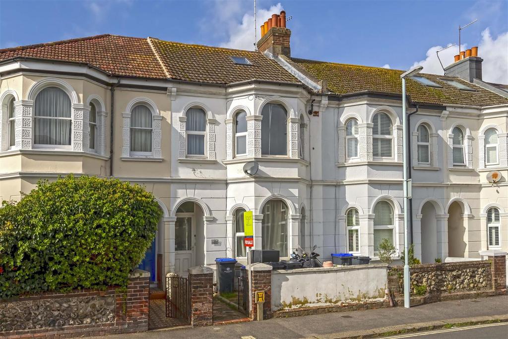 Eastcourt Road, Worthing 2 bed flat - £239,999