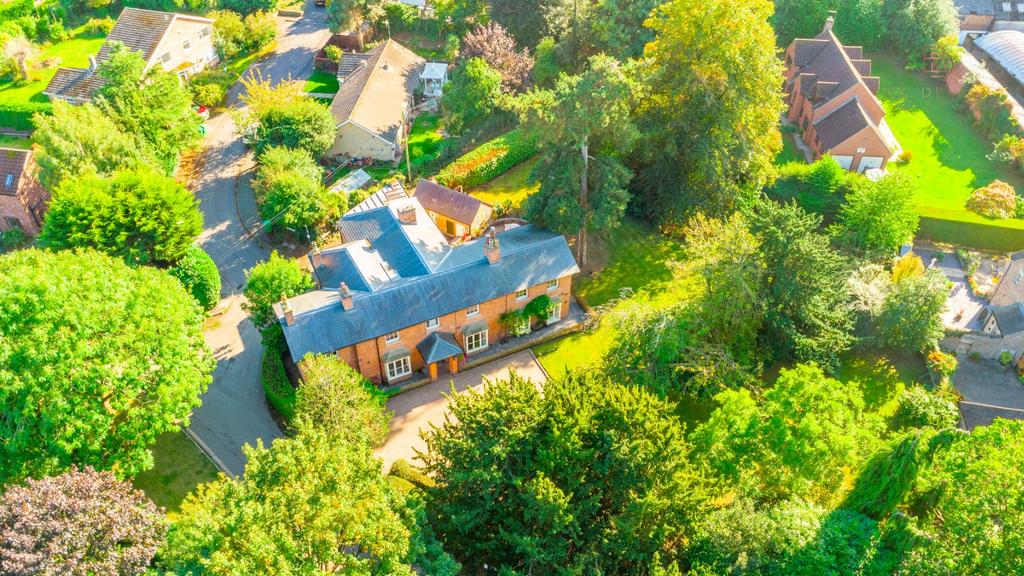 2 Nethergate, Nottingham NG11 5 bed detached house for sale - £1,200,000