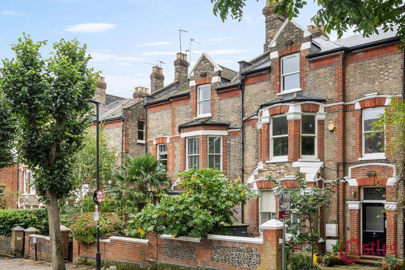Crouch Hall Road, N8 2 bed apartment - £600,000