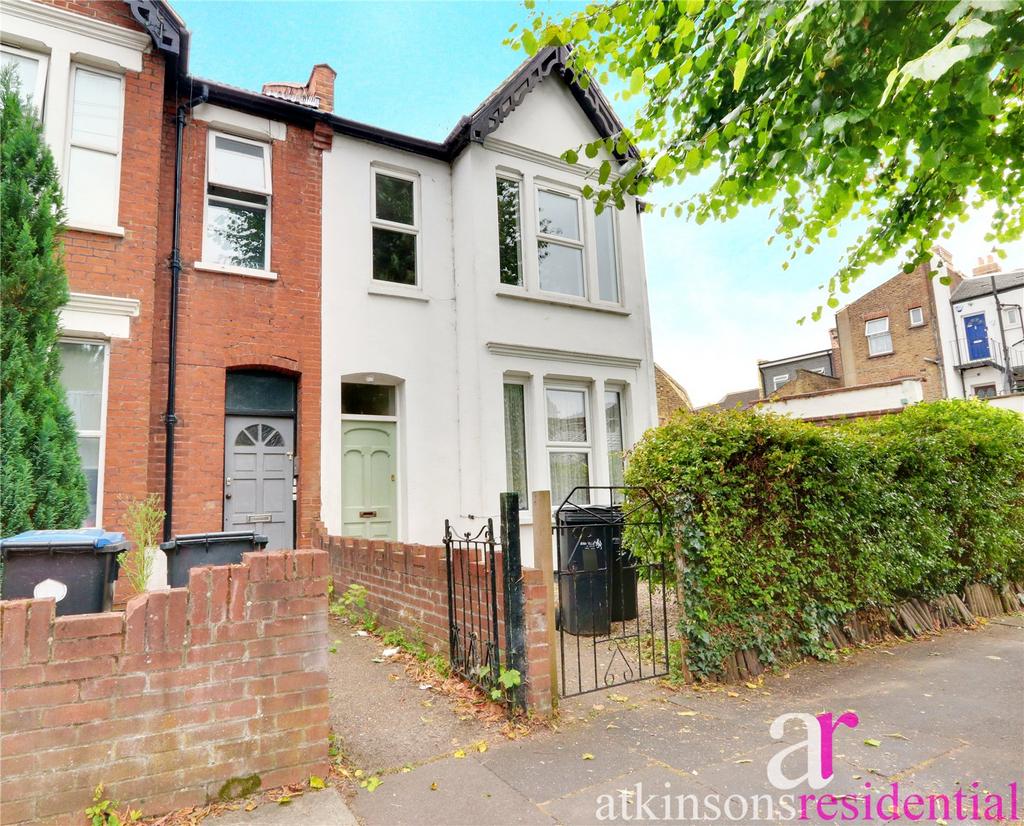Graeme Road, Enfield, Middlesex, EN1 2 bed apartment - £300,000