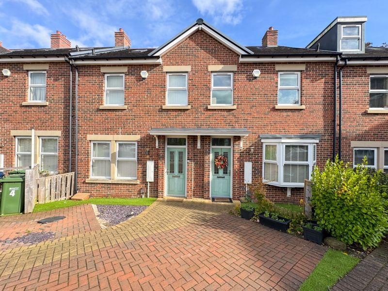Hallgarth Mews, Winlaton 4 bed townhouse for sale - £210,000