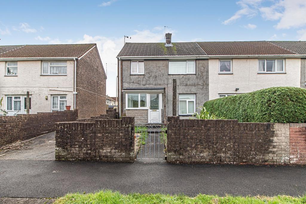 Abbey Court, Pontypridd CF38 3 bed end of terrace house for sale - £110,000