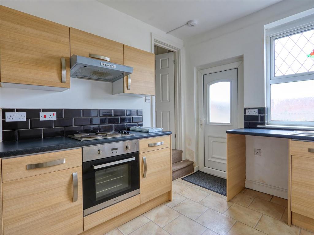Goyt Terrace, Factory Street... 2 bed townhouse - £725 pcm (£167 pw)