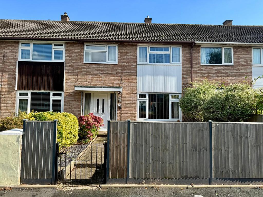 Sheridan Road, Hereford, HR4 3 bed terraced house - £225,000