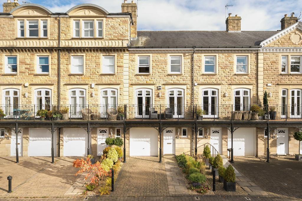 Queens Gate, Harrogate, HG1 4 bed townhouse - £650,000