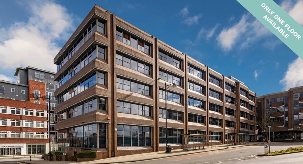 Railway Approach, Wallington SM6 Office to rent - £6,439 pcm (£1,486 pw)