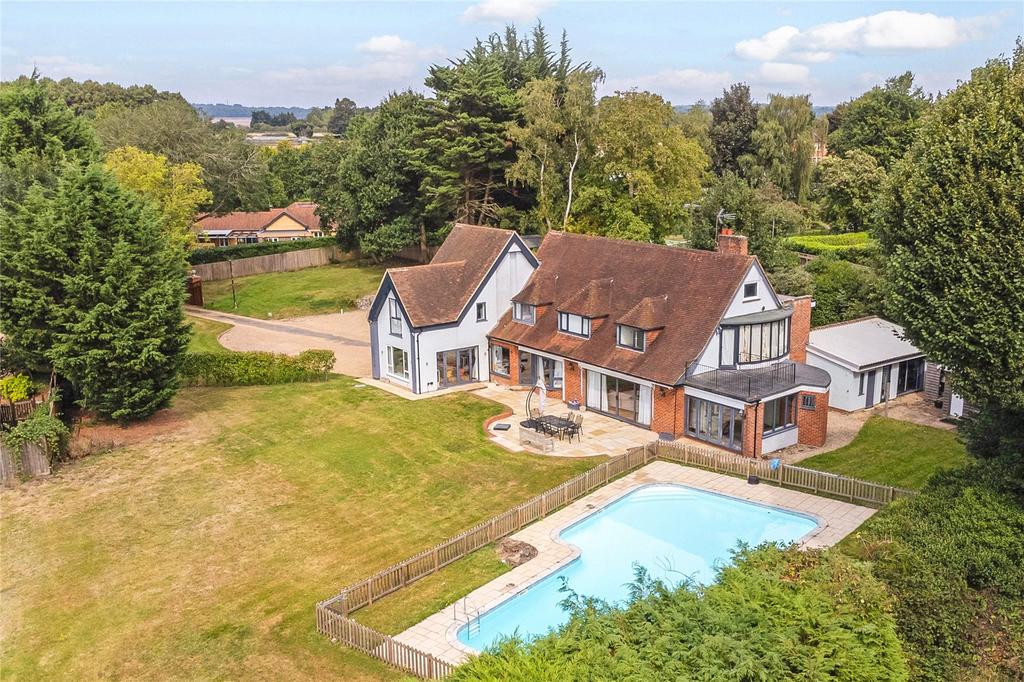 Alleyns Lane, Cookham Dean... 5 bed detached house for sale - £2,950,000