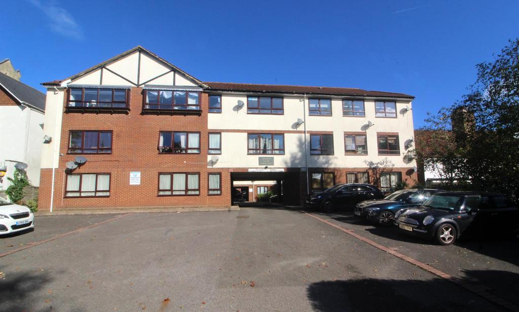 Gillings Court, BARNET EN5 1 bed apartment for sale - £260,000