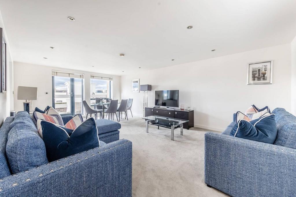 Fulham Road, Chelsea, London, SW3 2 bed flat - £5,200 pcm (£1,200 pw)
