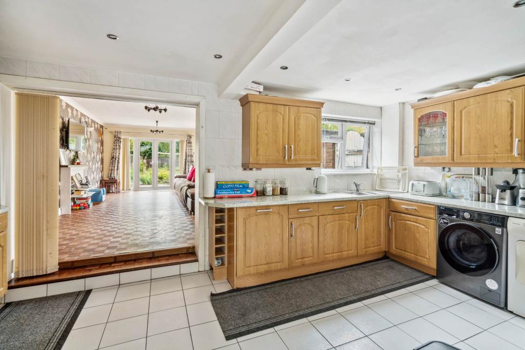 Harvest End, Garston 3 bed terraced house for sale - £475,000