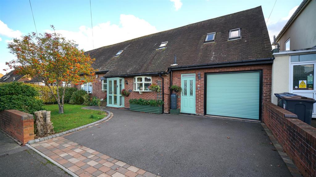 Tallington Road, Birmingham 4 bed semi-detached bungalow - £400,000