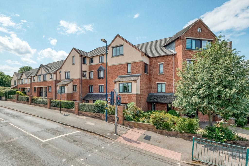 Beeches Court, 1, Ashill Road... 1 bed ground floor flat - £72,500