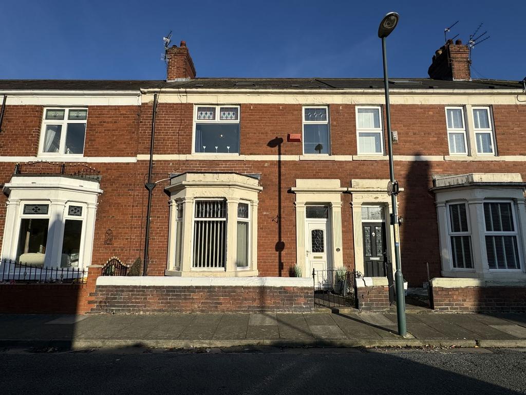 Wansbeck Road, Jarrow, Tyne and Wear... 4 bed terraced house - £220,000