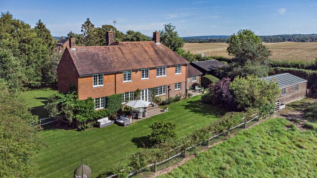 Fulfords Hill, Itchingfield, Horsham... 5 bed house - £1,350,000