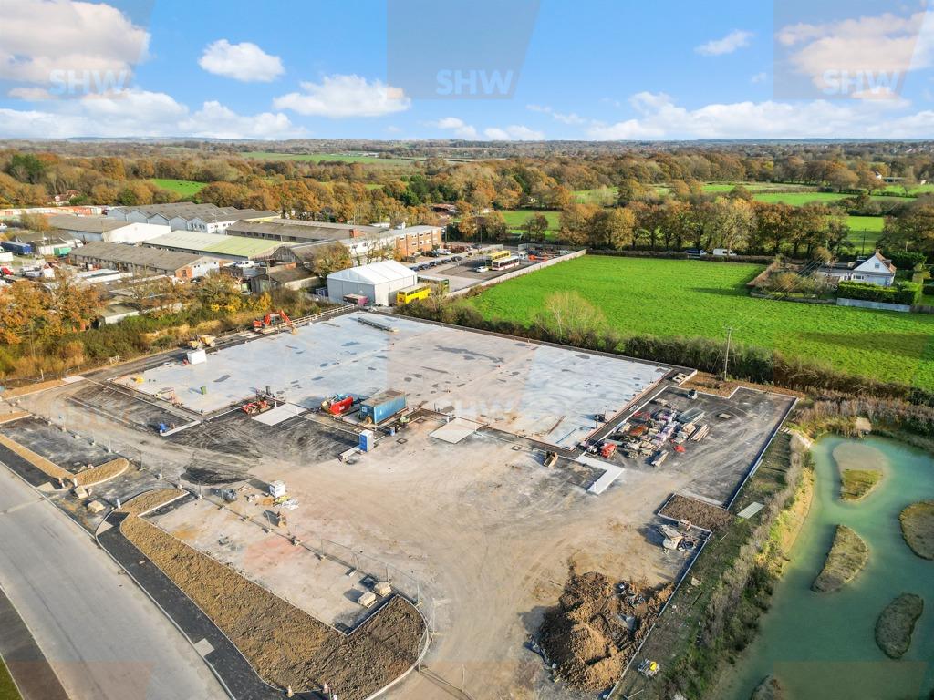 Hailsham BN27 Industrial park to rent - £7,195 pcm (£1,660 pw)