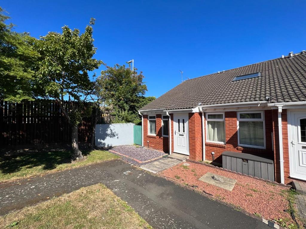 The Orchard, Picktree Lane, Chester... 1 bed terraced bungalow - £550 ...