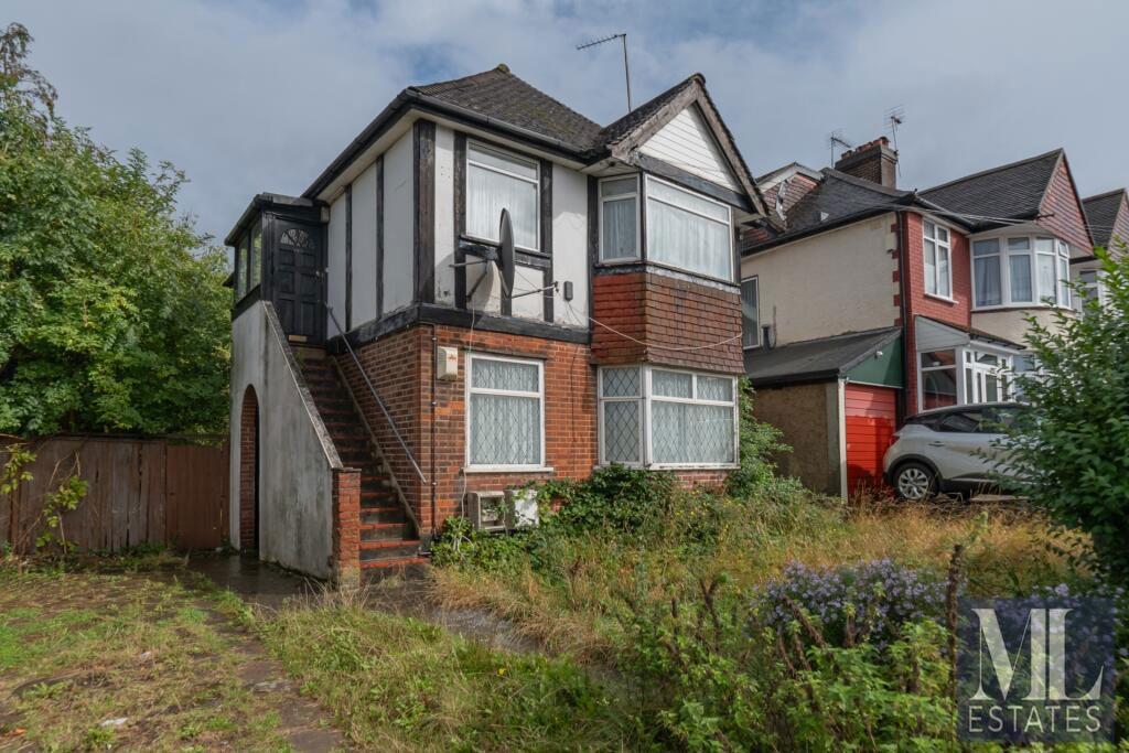 Vincent Gardens, London, ., NW2 7RH 4 bed detached house - £700,000
