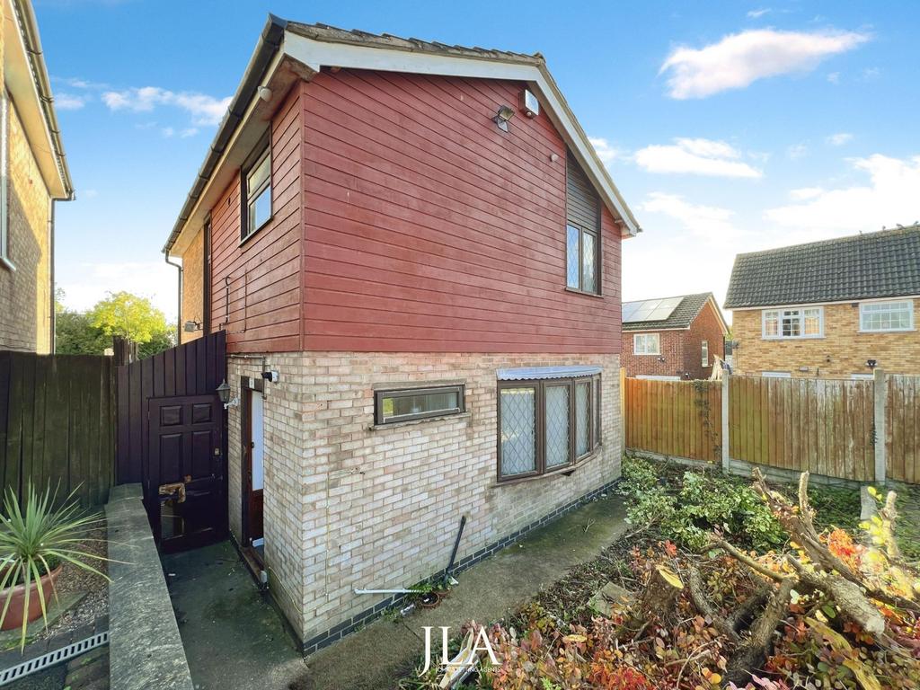 Leicester LE3 3 bed detached house - £1,195 pcm (£276 pw)