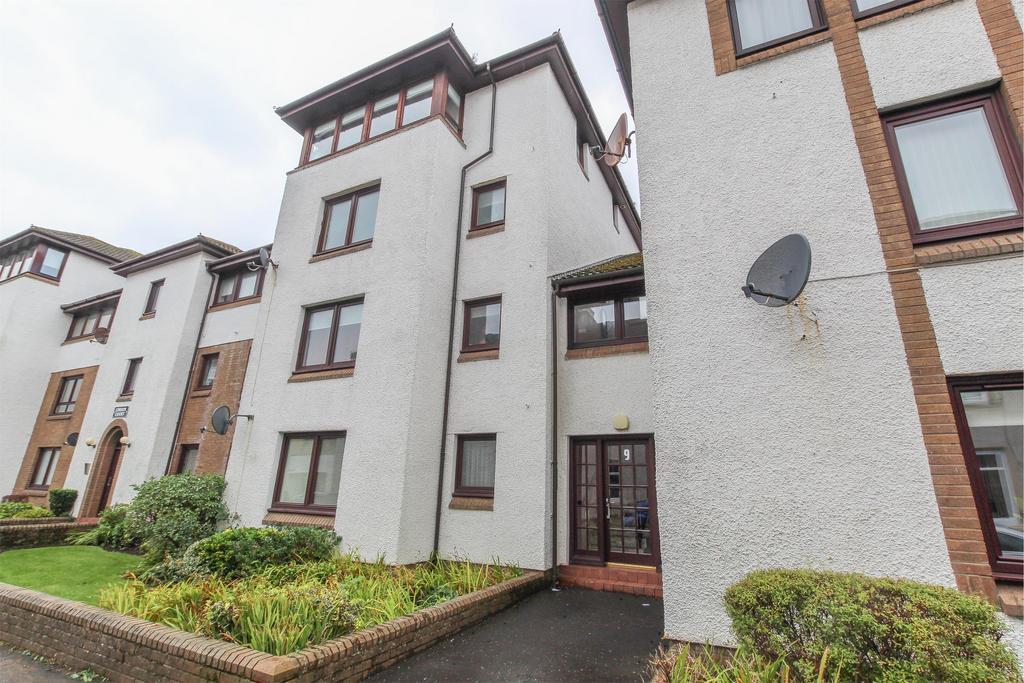 Boyd Street, Largs KA30 2 bed flat - £99,000