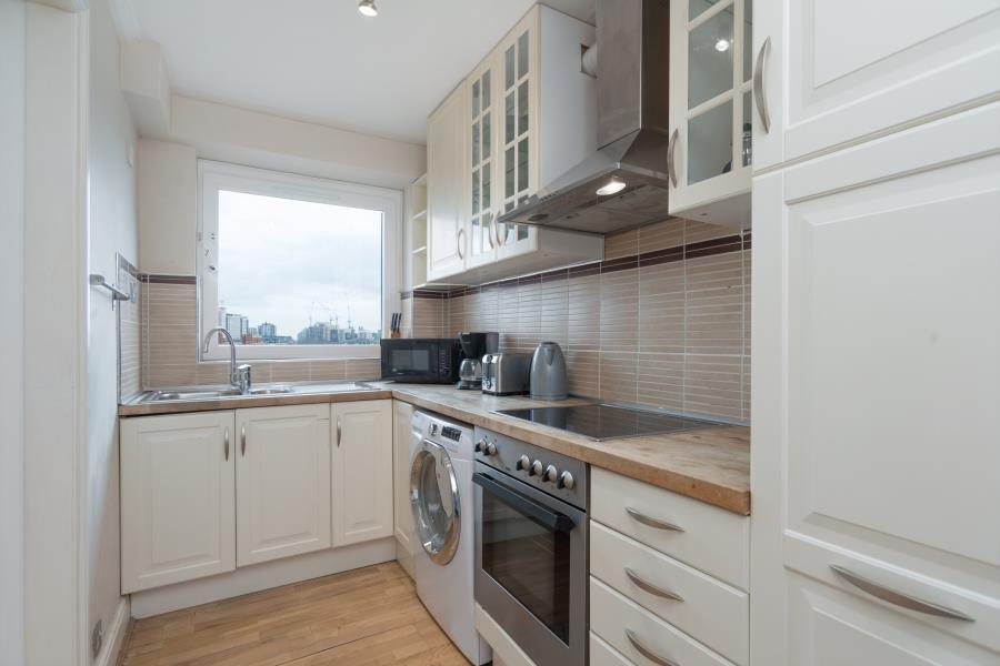 Stuart Tower, 105 Maida Vale, London 1 bed flat - £2,297 pcm (£530 pw)