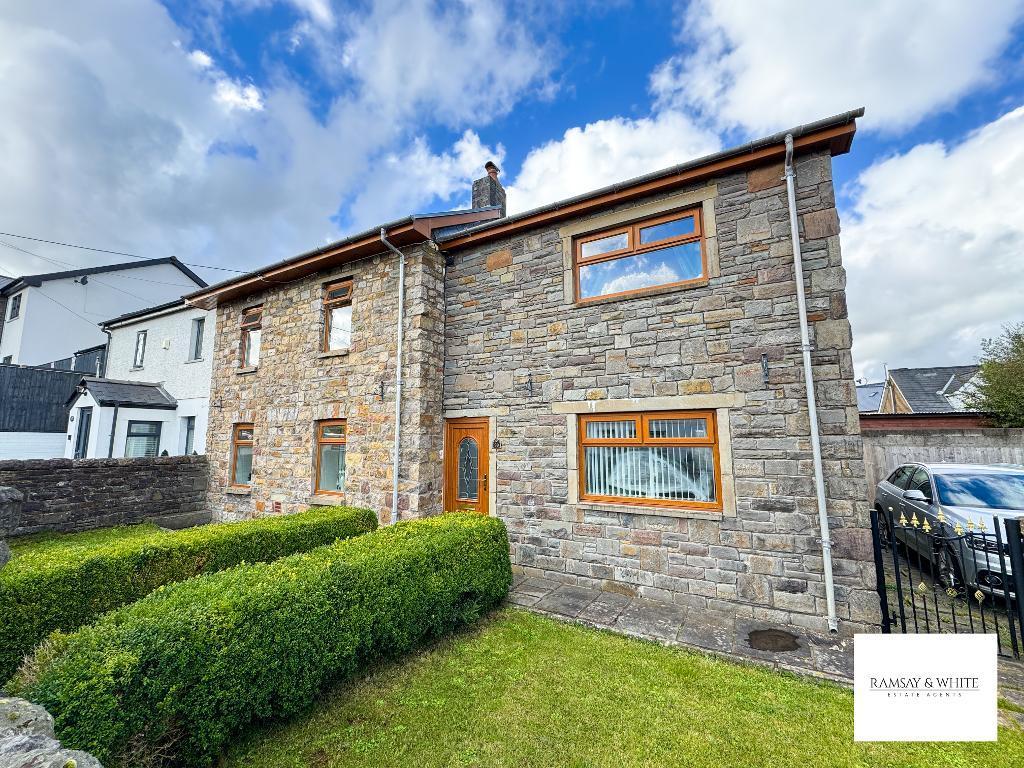 Heolgerrig, Merthyr Tydfil, CF48 1SB 3 bed semi-detached house - £260,000